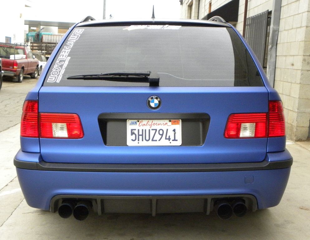 My E39 Wagon Matte Estoril Blue on 20x10 ESM-004